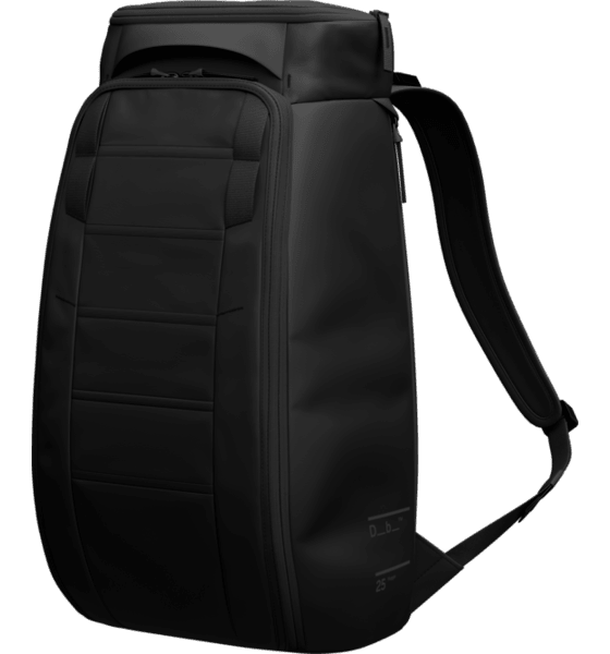 DB Hugger Backpack 25L sivustolla stadium.fi